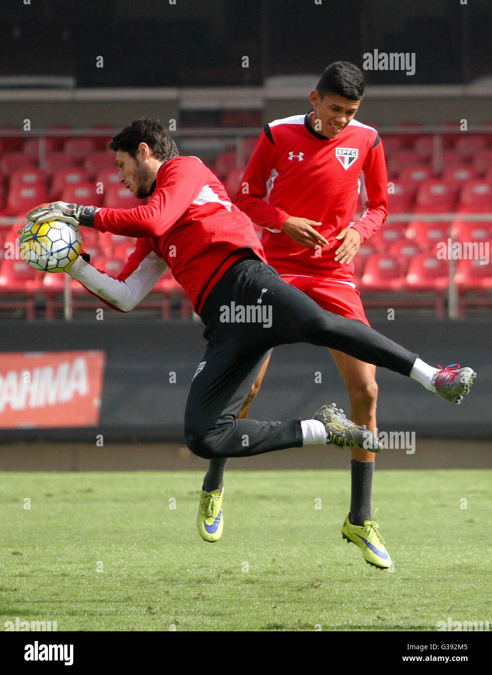 SAO PAULO, Brazil - 06/10/2016: TRAINING SPFC - Denis goalkeeper SPFC ...