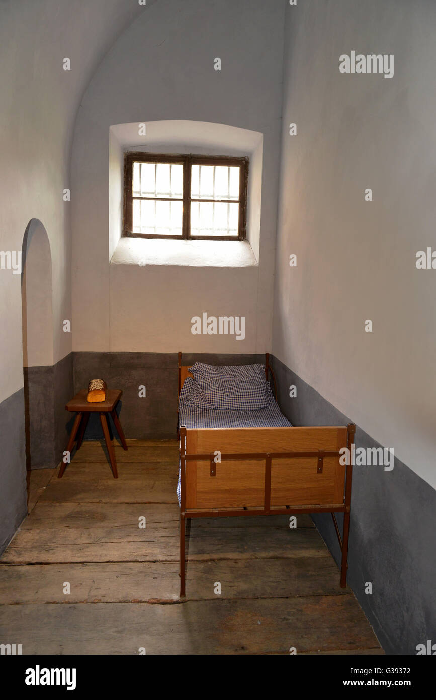 Fortress facility hi-res stock photography and images - Alamy