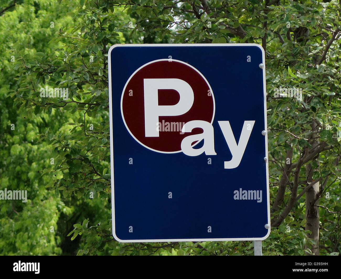 Parking fee signs hi-res stock photography and images - Alamy