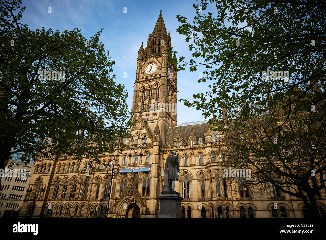 Manchester town hall detail Architect property properties building ...