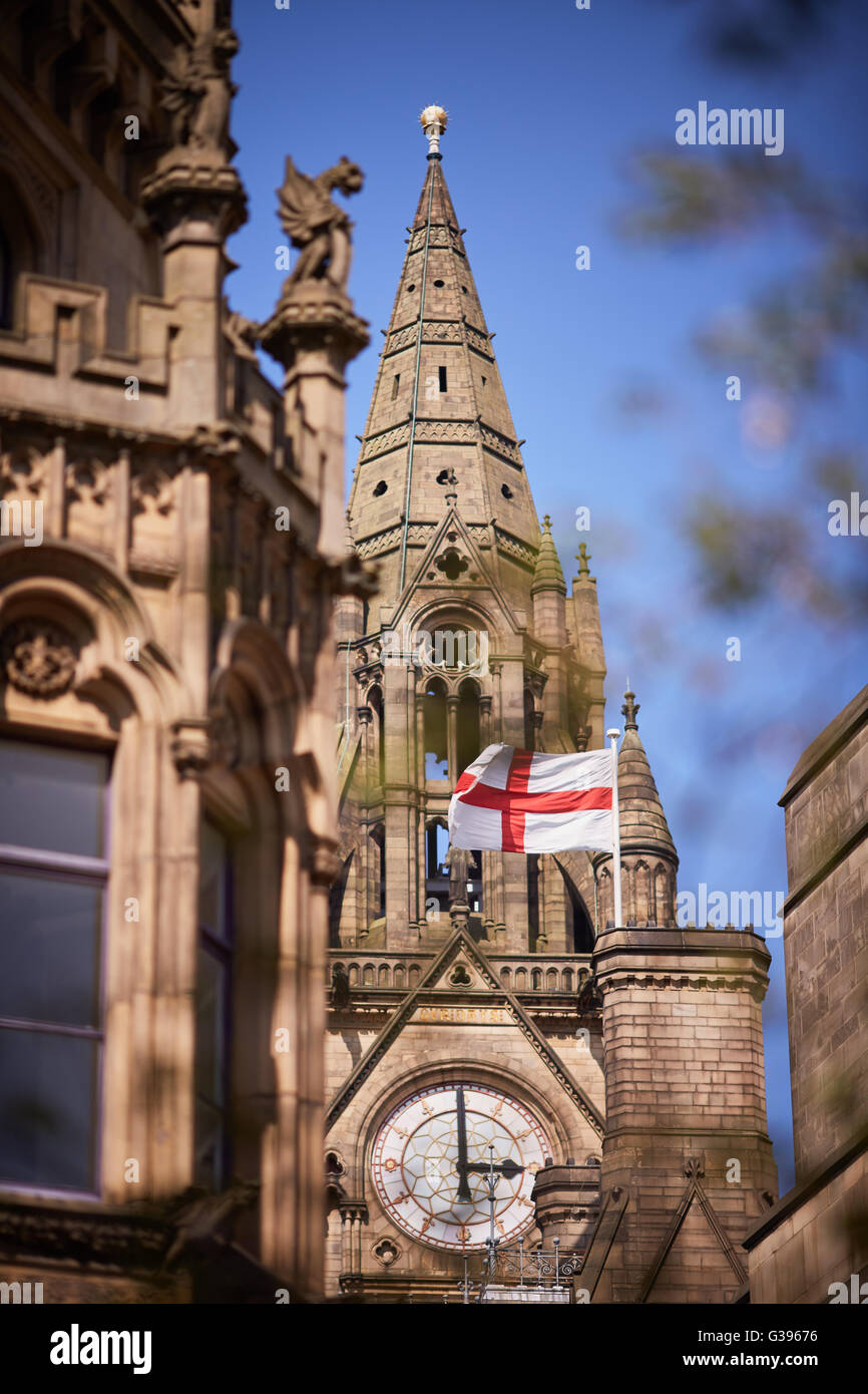 Manchester townhall clock tower Manchester Town Hall is a Victorian ...