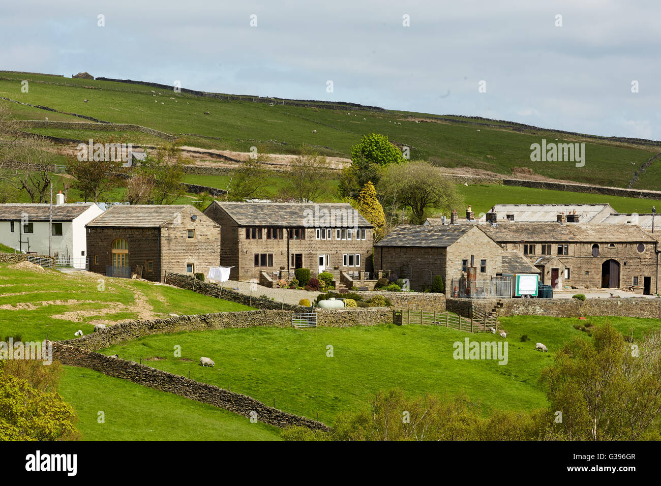 Yorkshire farm house hi-res stock photography and images - Alamy