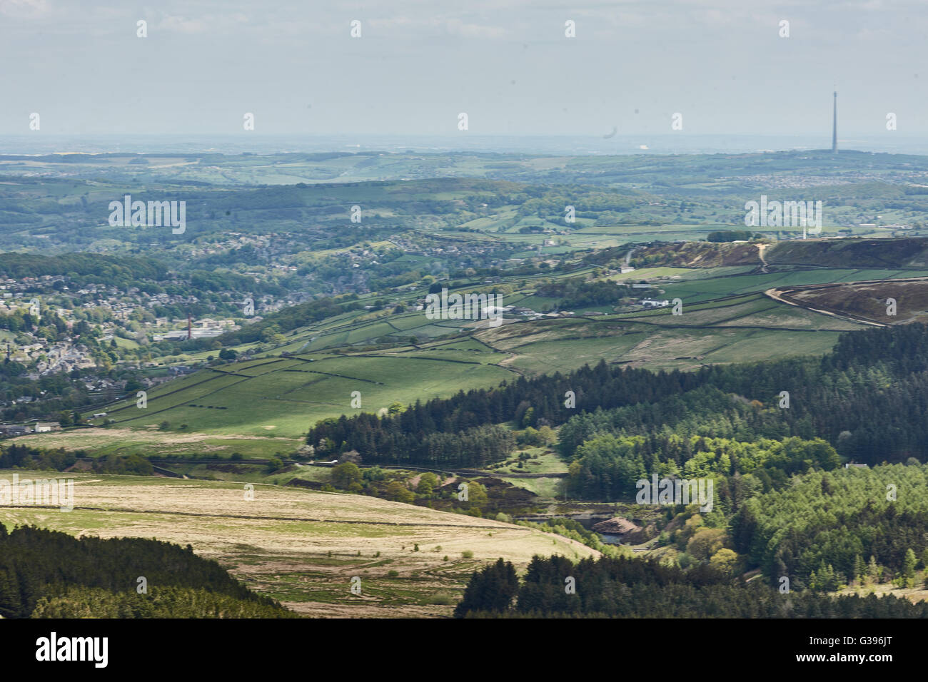 Holmfirth town centre hi-res stock photography and images - Alamy