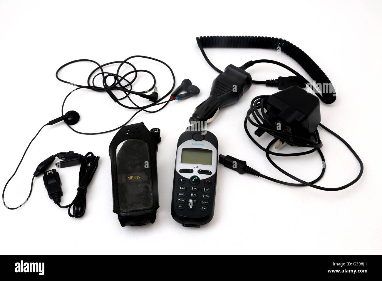 Siemens C35 Mobile Phone Package With Chargers, Case, Ear Phones And ...