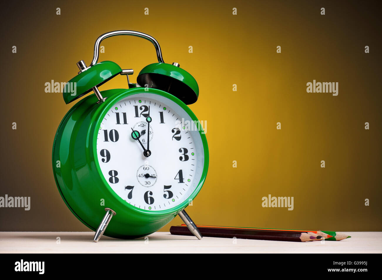 Pencils clock hi-res stock photography and images - Alamy