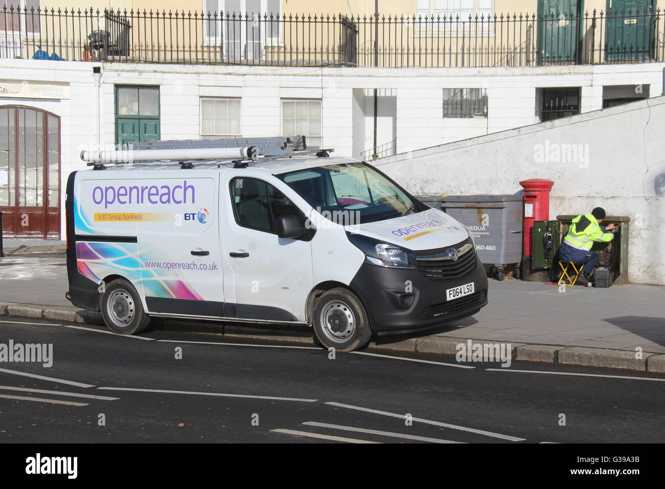 Openreach van hi-res stock photography and images - Alamy