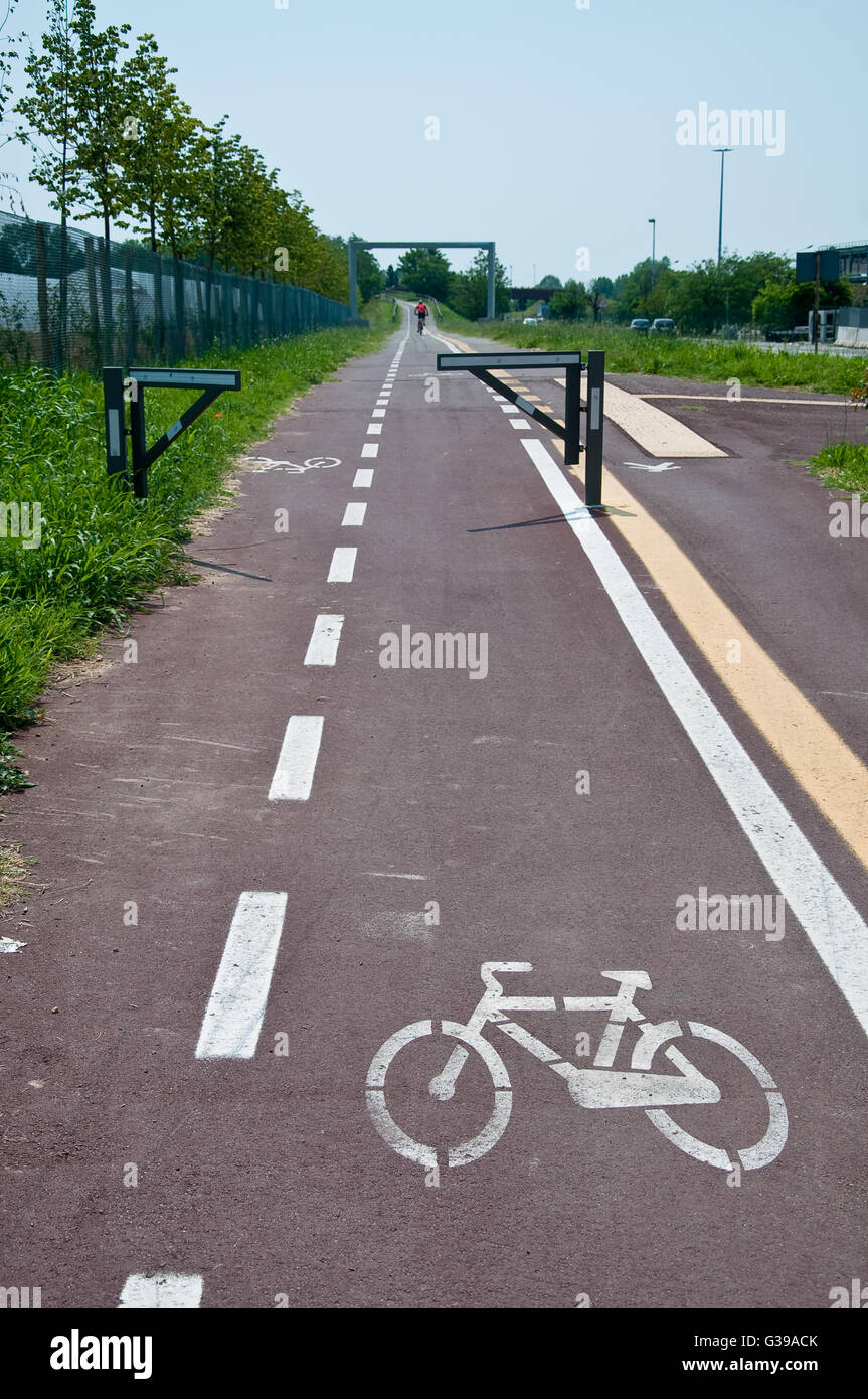 Bicycle drawn hi-res stock photography and images - Alamy