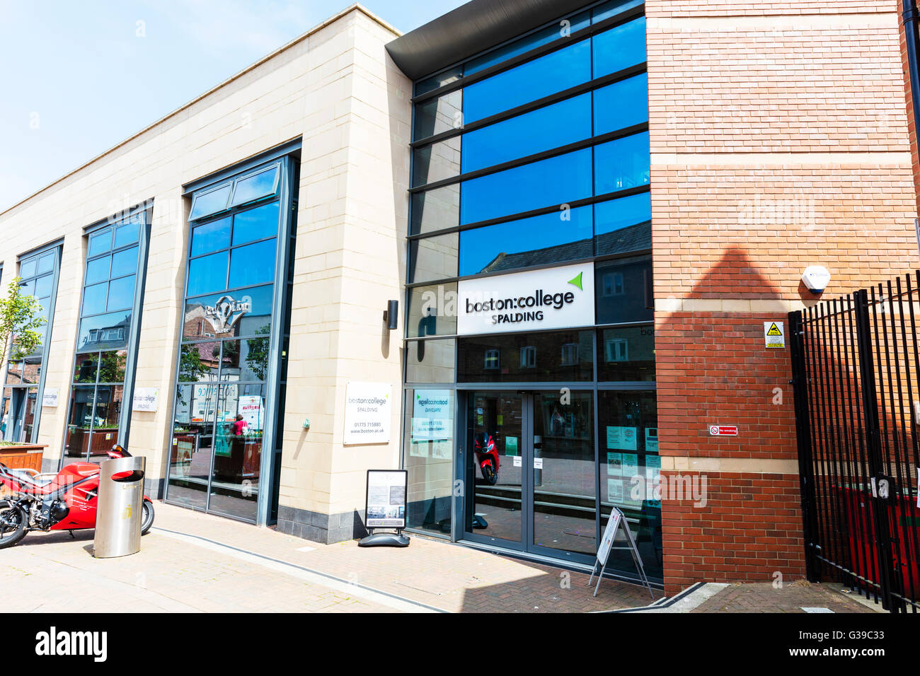 Spalding Building High Resolution Stock Photography and Images - Alamy