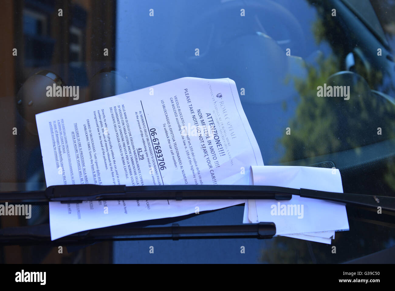 Traffic ticket citation hi-res stock photography and images - Alamy
