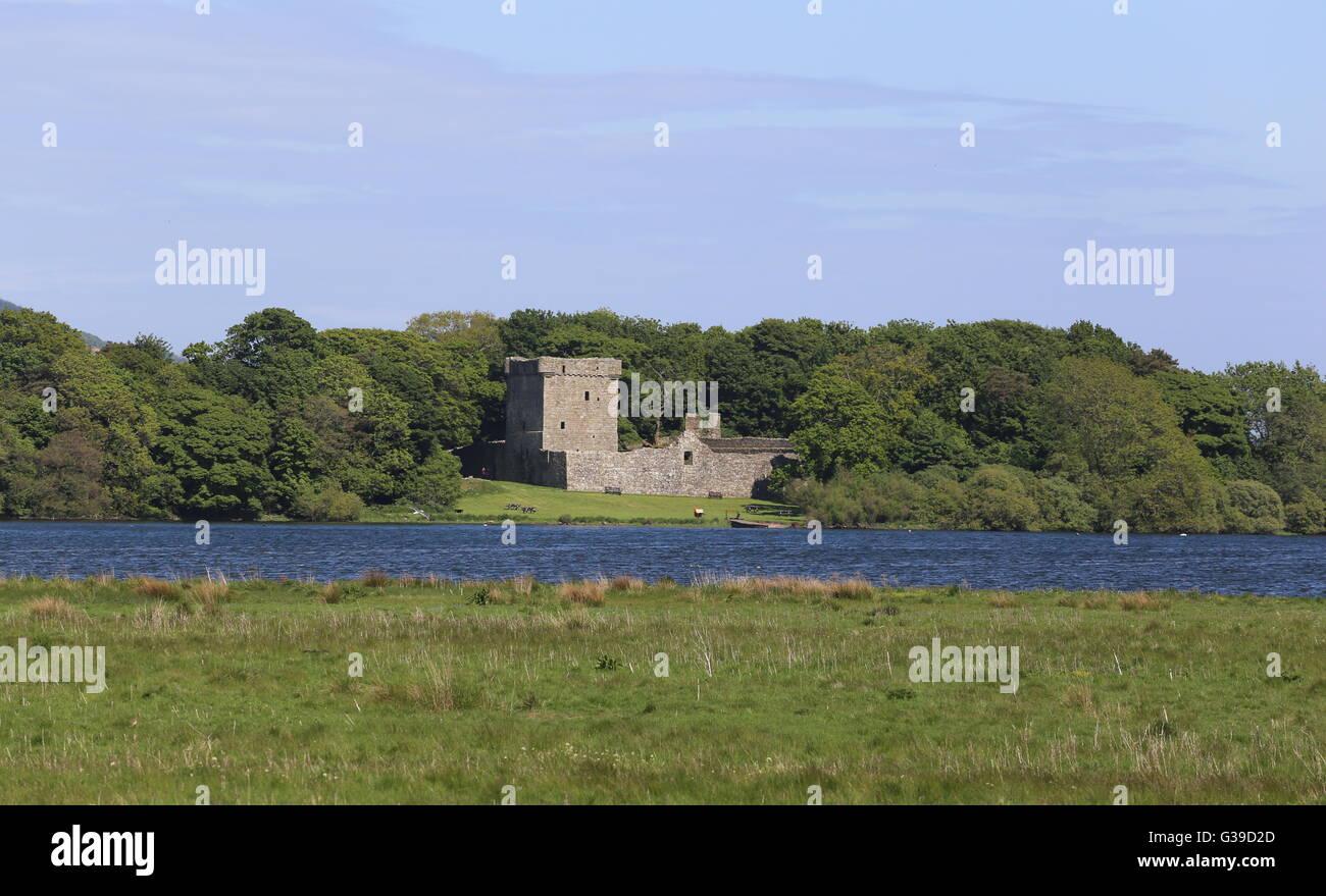 Lochleven castle Loch Leven Scotland June 2016 Stock Photo - Alamy