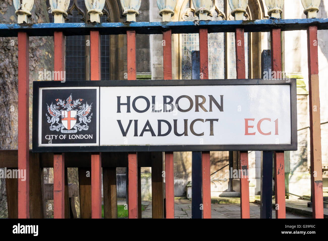 Viaduct street hi-res stock photography and images - Alamy