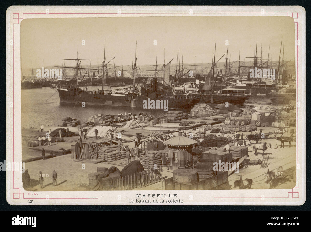 Marseille or marseilles docks hi-res stock photography and images - Alamy