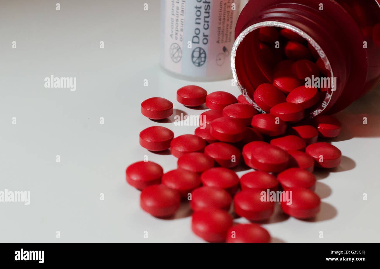 drugs and pills Stock Photo - Alamy
