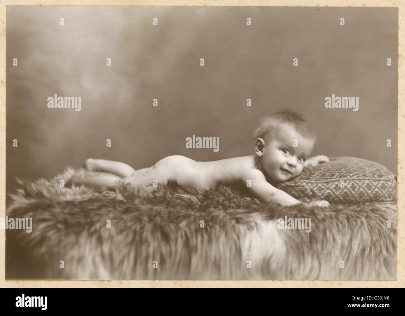 Midget hi-res stock photography and images - Alamy