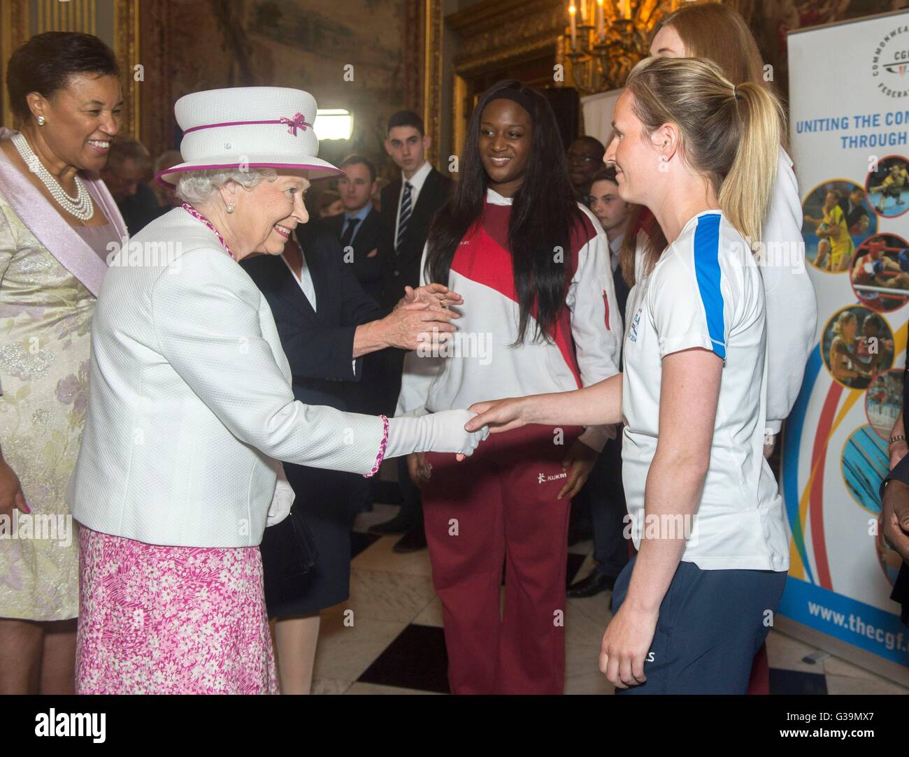Queen Elizabeth II meets Commonwealth Games Hockey athlete Ali Bell ...