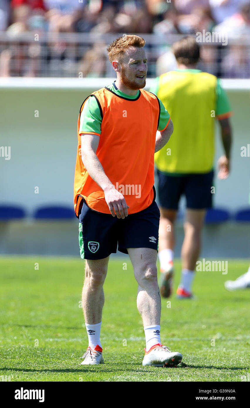 Republic of Ireland's Stephen Quinn during a training session at the ...