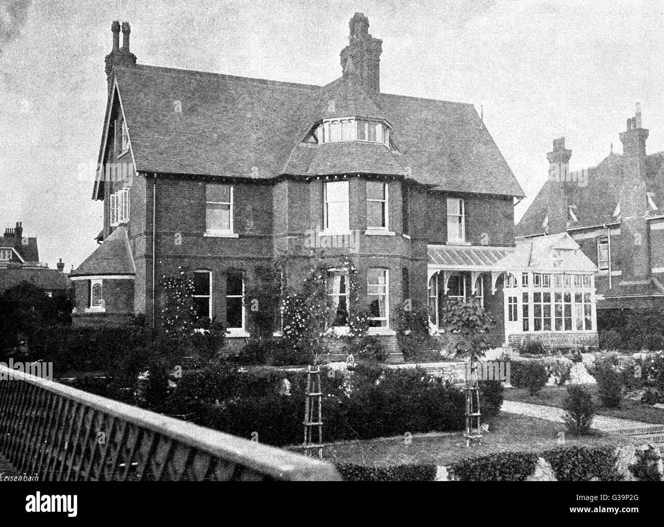 Huxley eastbourne hi-res stock photography and images - Alamy