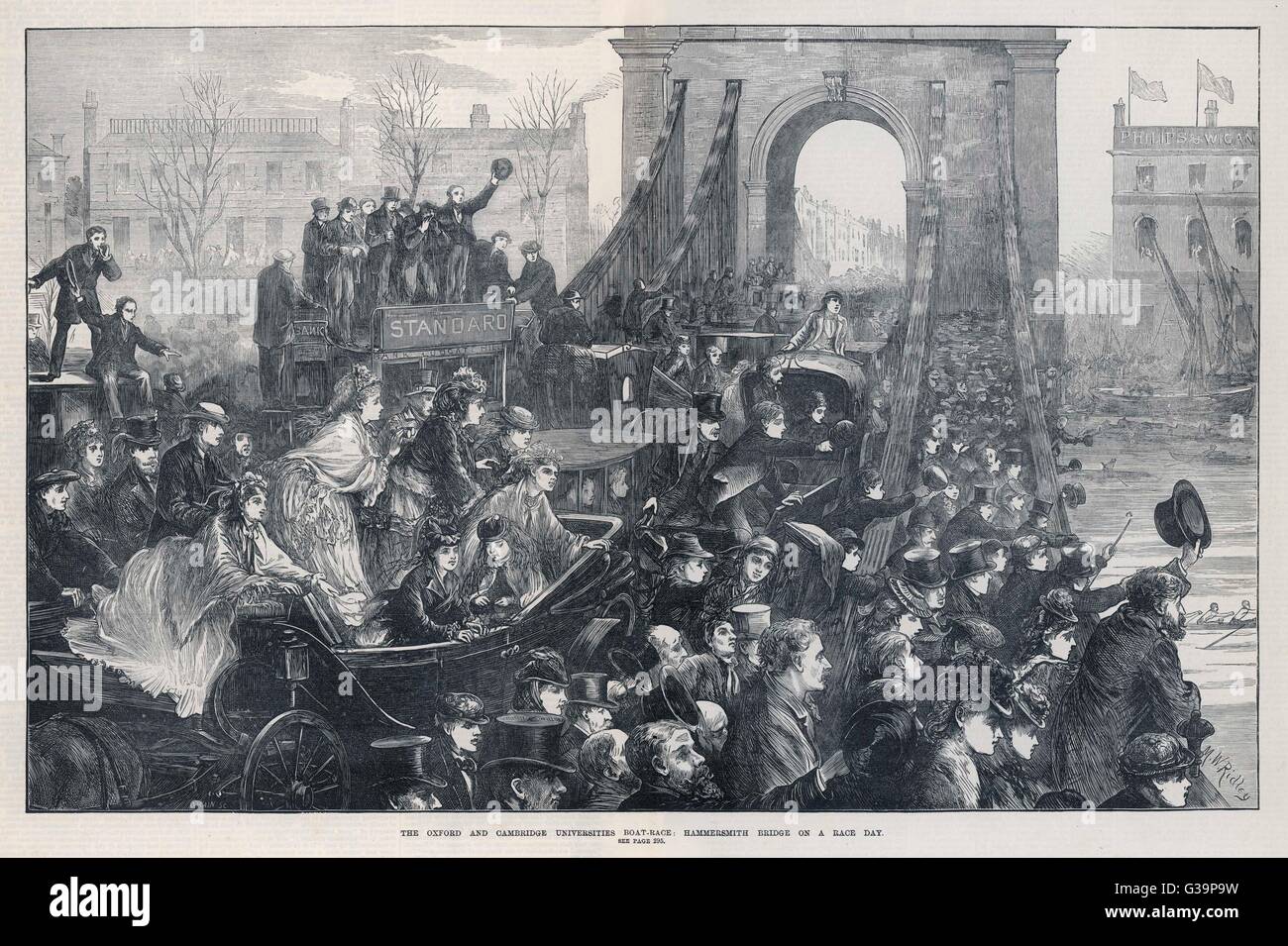 Boat race spectators hi-res stock photography and images - Alamy