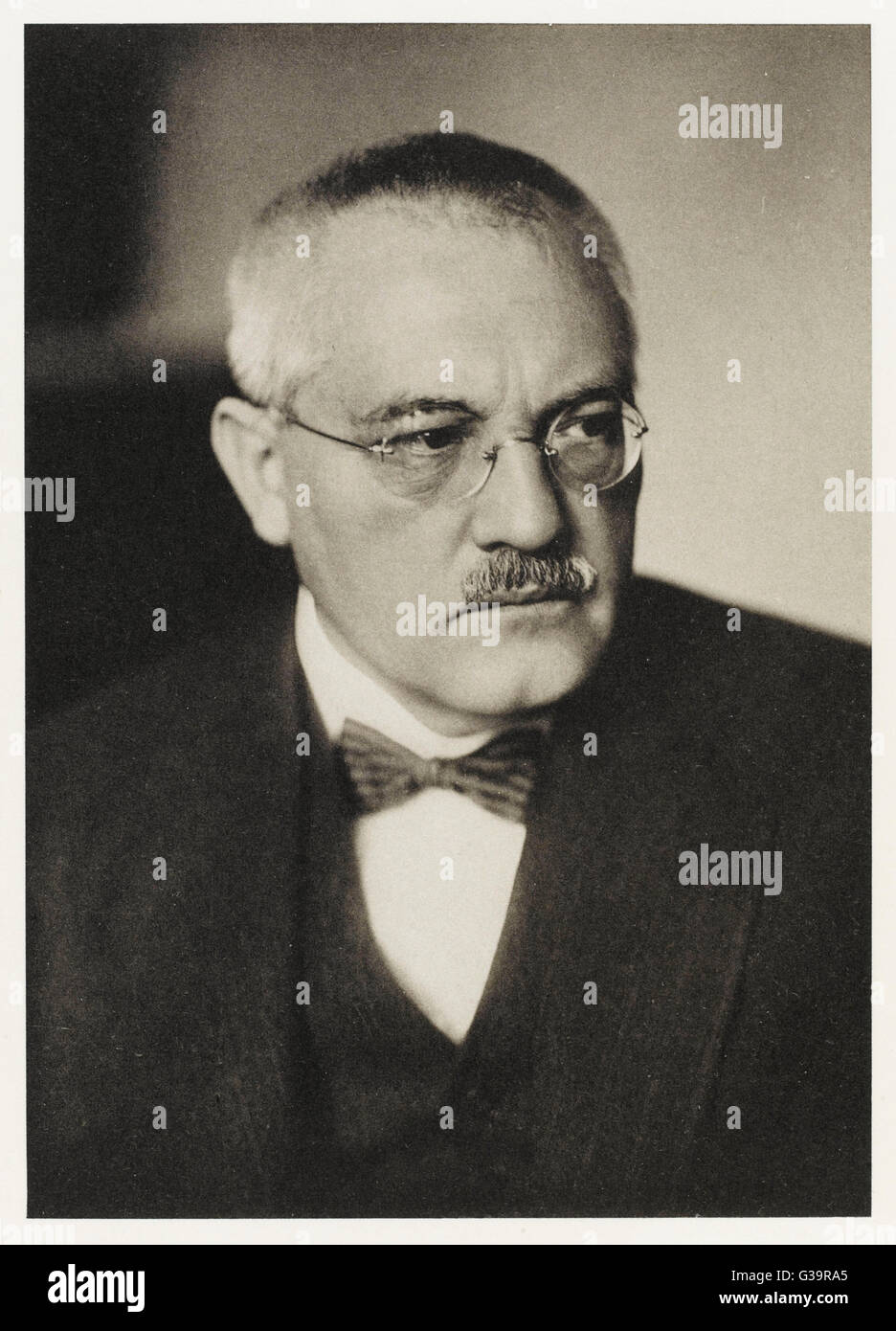 Bowtie history historical hi-res stock photography and images - Alamy