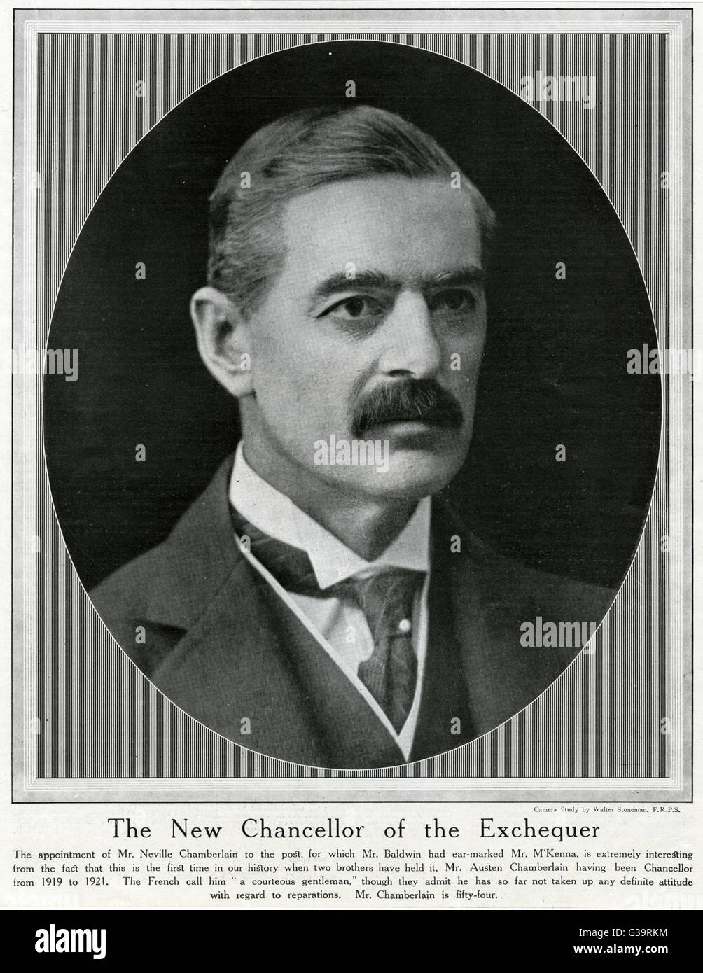 The chancellor of the exchequer hi-res stock photography and images - Alamy