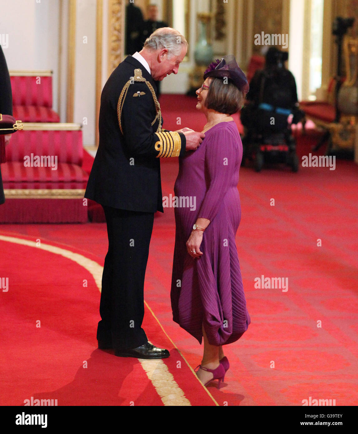 Mrs helen hi-res stock photography and images - Alamy