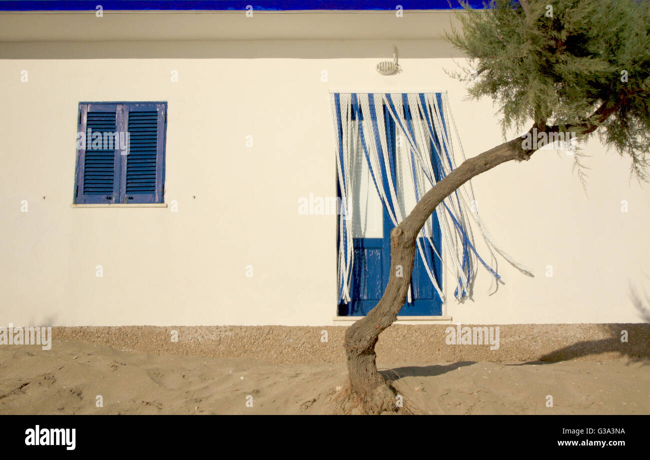 Windows Mediterranean Style (minimal Stock Photo - Alamy