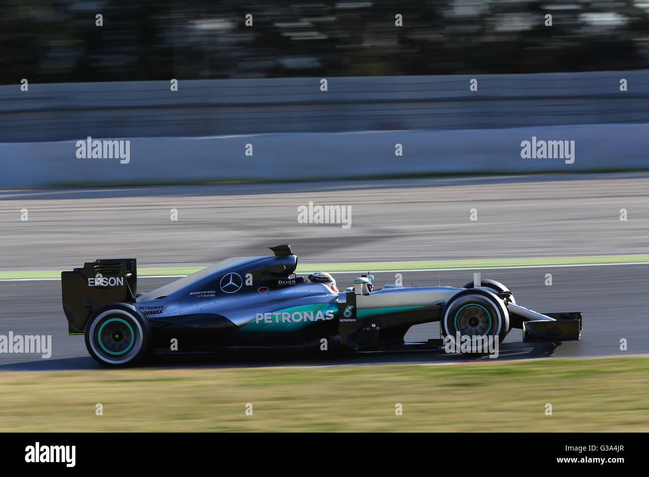 F1 team testing hi-res stock photography and images - Alamy