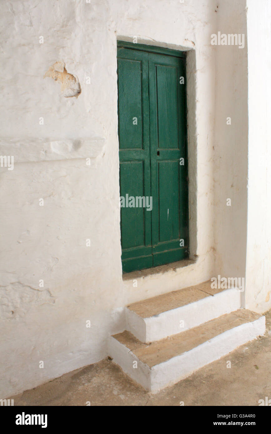 Door with doorsteps Stock Photo - Alamy