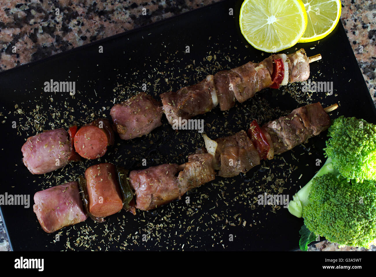 Brochette de kebab hi-res stock photography and images - Alamy