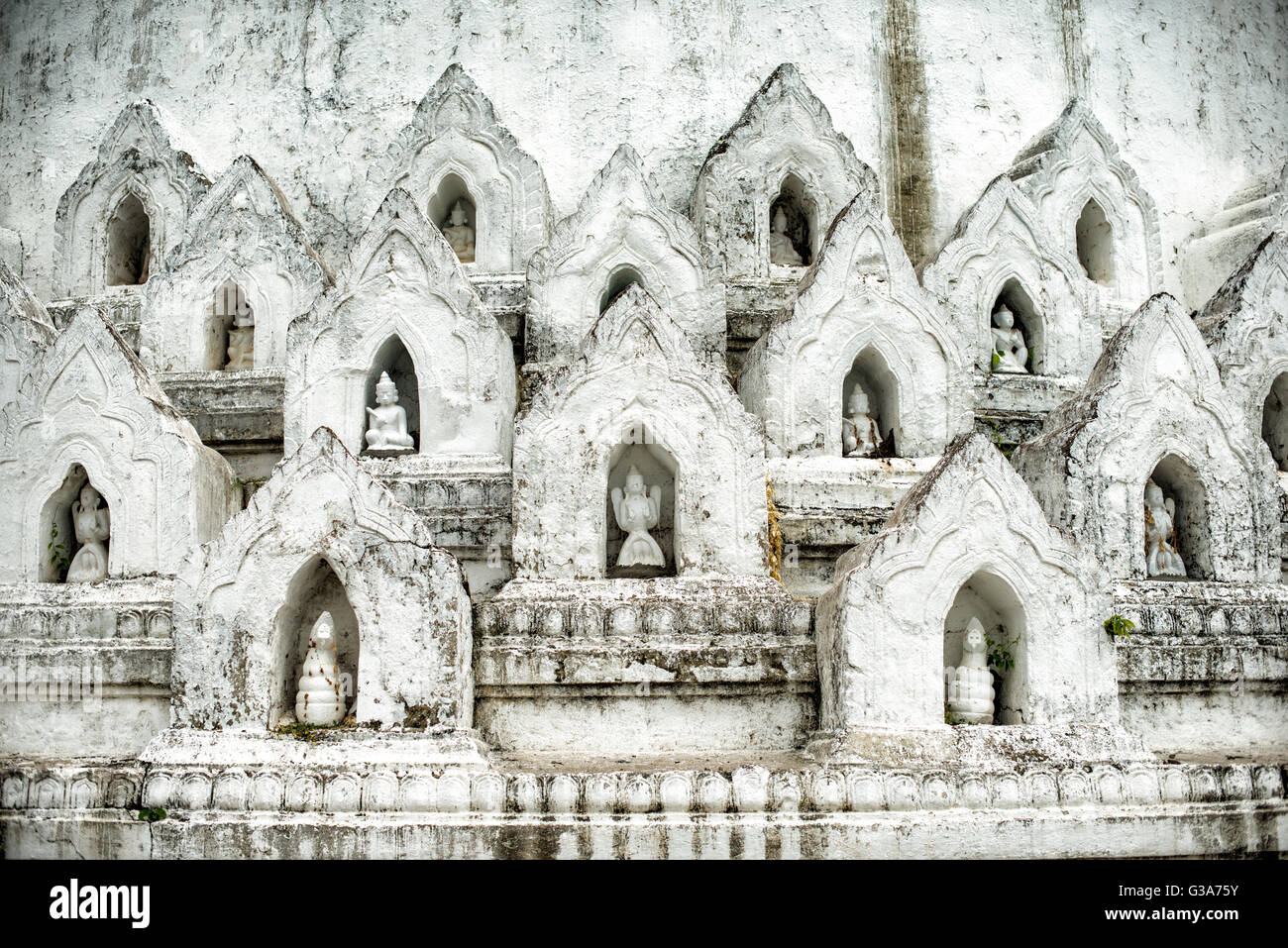 Whitewashed temples hi-res stock photography and images - Alamy
