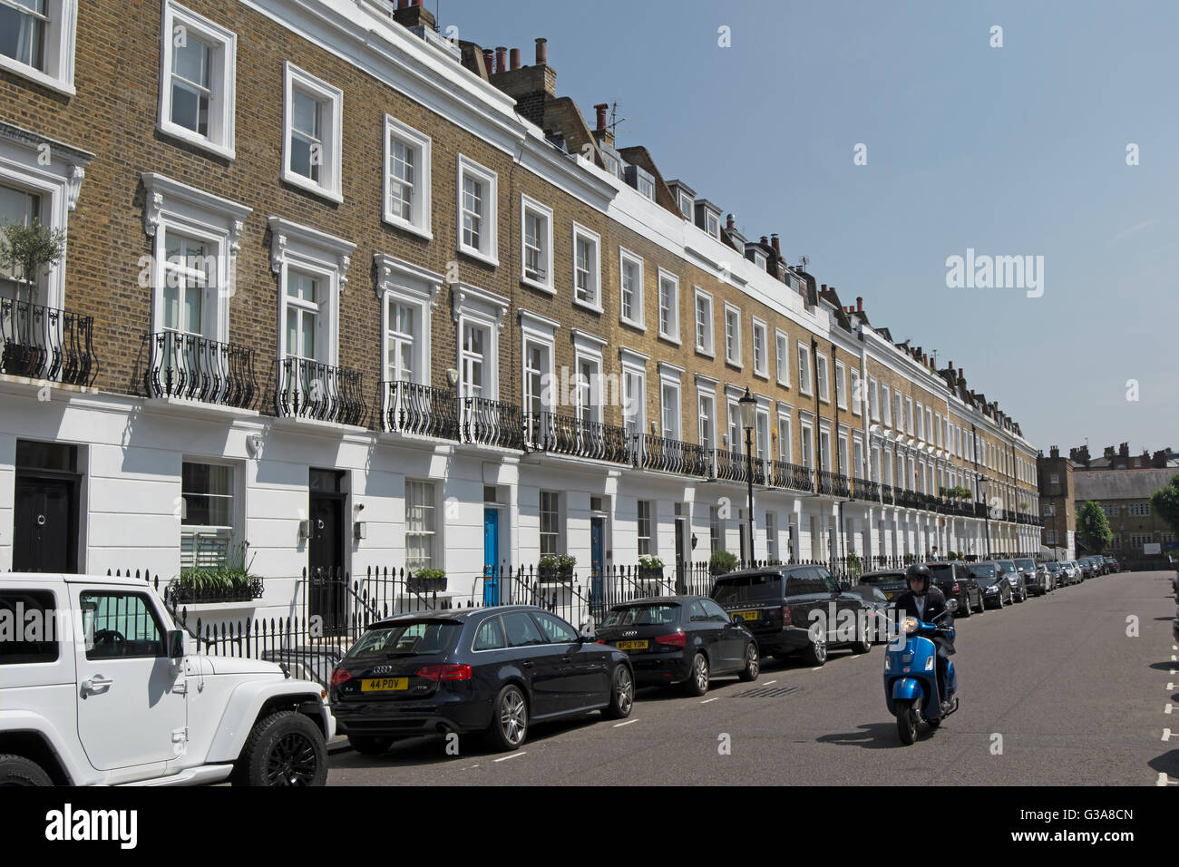 Chelsea neighborhood london hi-res stock photography and images - Alamy