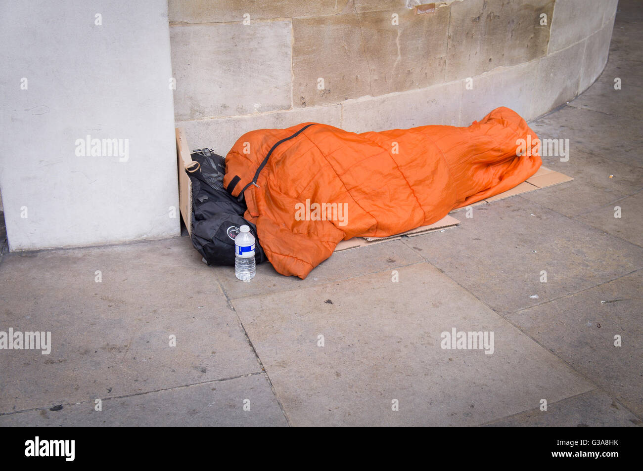 homeless person, homelessness Stock Photo - Alamy