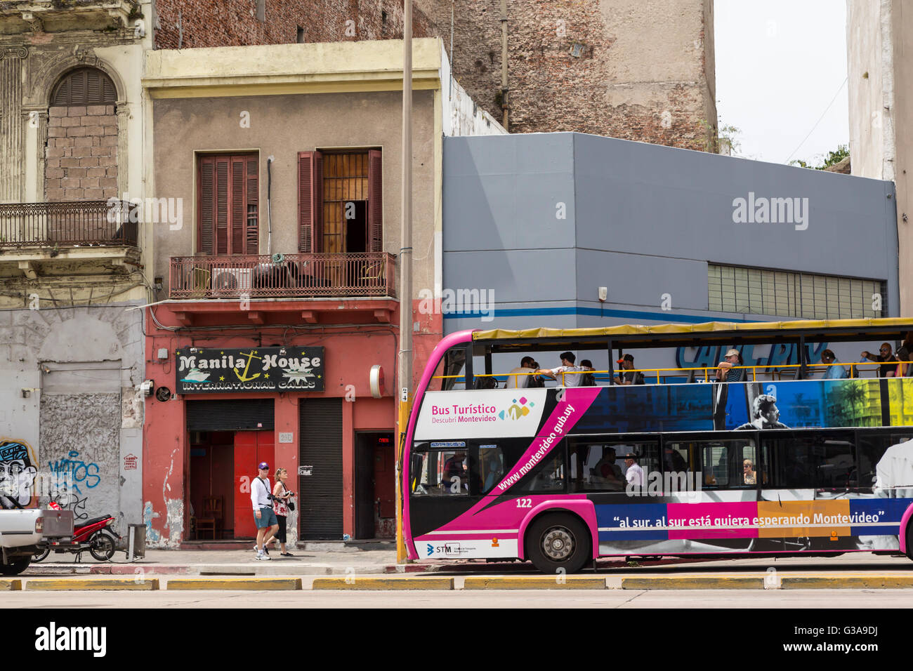 Montevideo street hi-res stock photography and images - Alamy