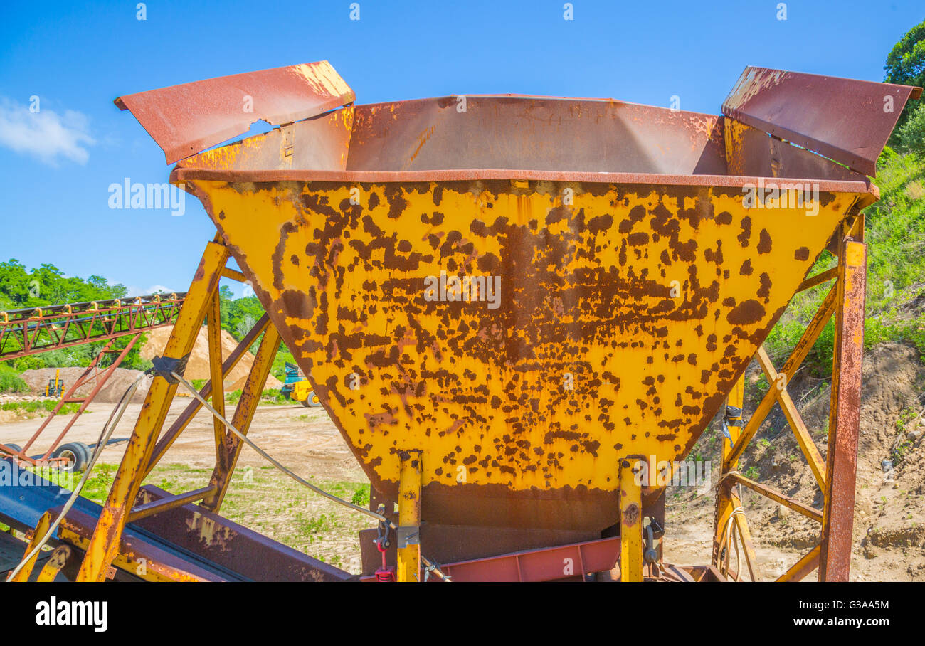 Sand hopper hi-res stock photography and images - Alamy