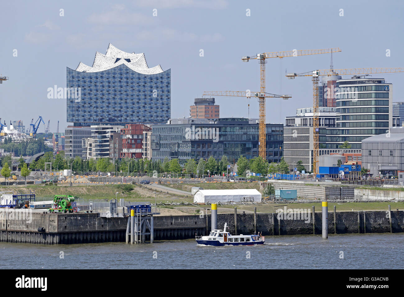 Elbe Philharmonic Hall, Harbour City, Hamburg, Germany Stock Photo - Alamy