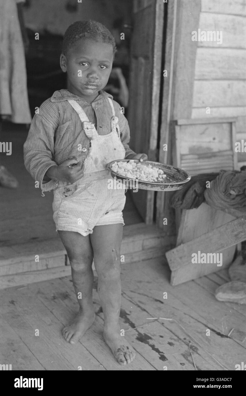 Child of sharecropper, Southeast Missouri Farms. Date 1938 May Stock ...