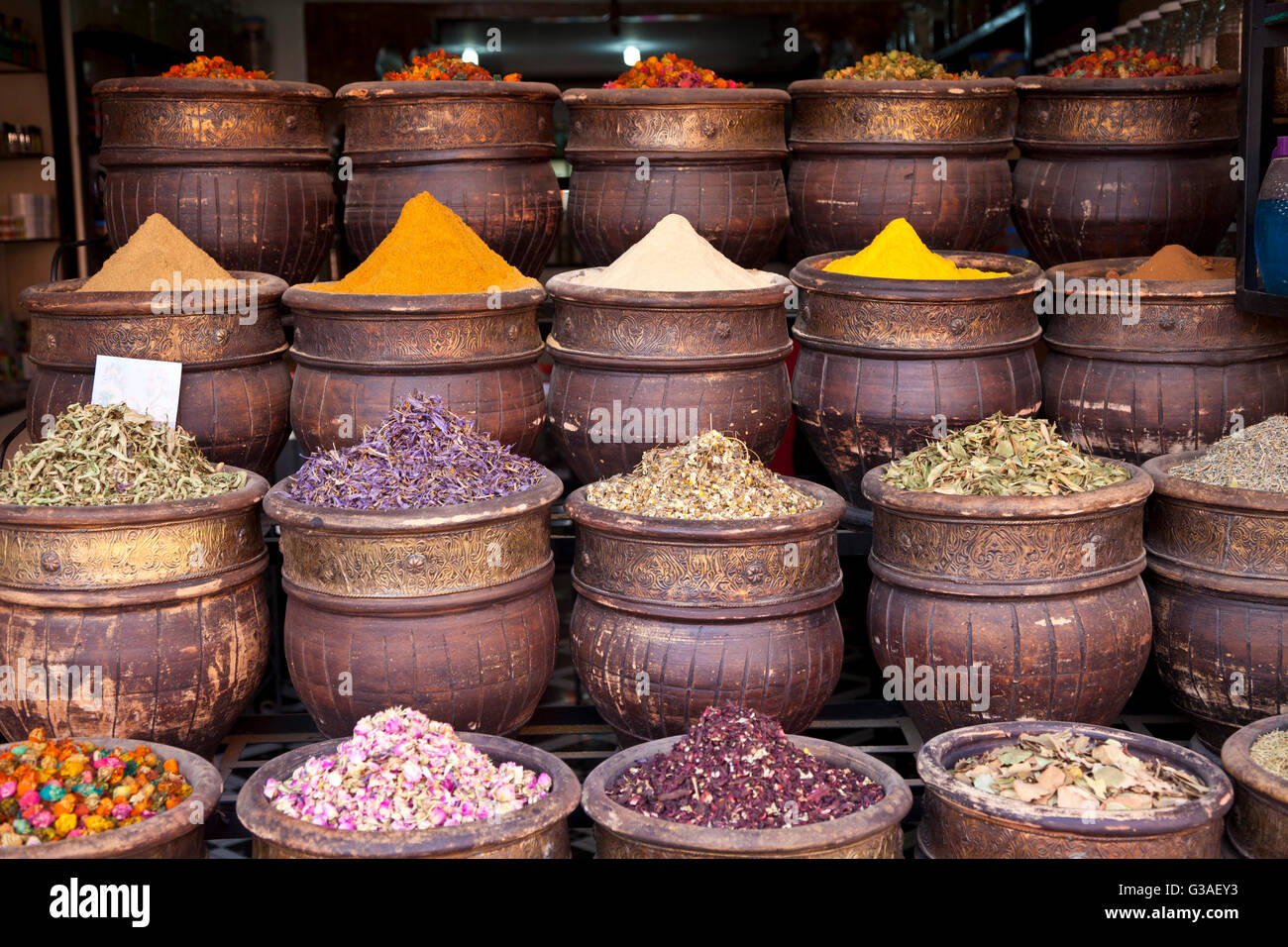 Travel spice jar hi-res stock photography and images - Alamy