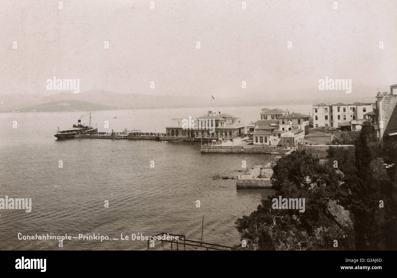 Port of constantinople hi-res stock photography and images - Alamy