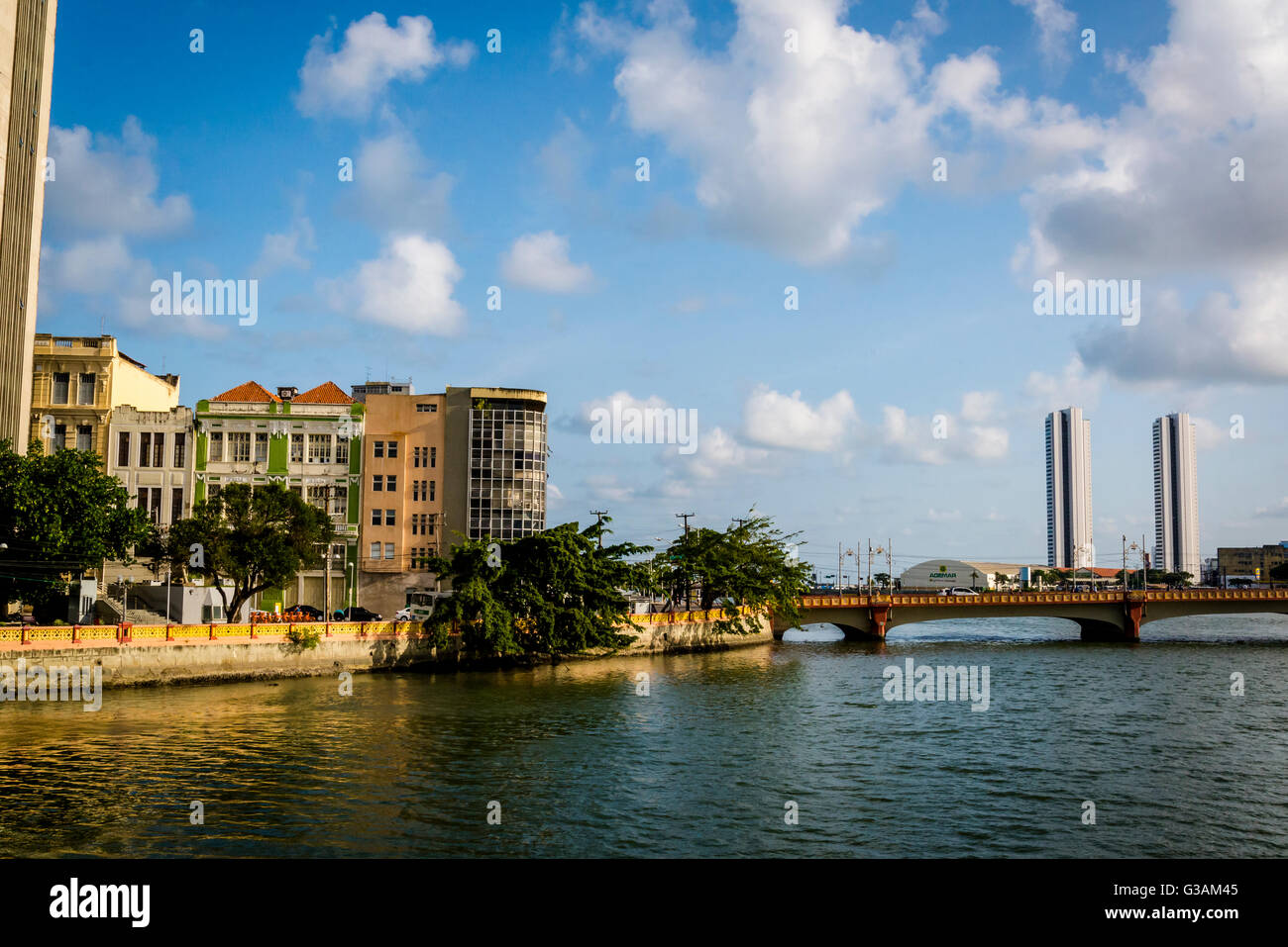 Cityscape river recife pernambuco hi-res stock photography and images ...