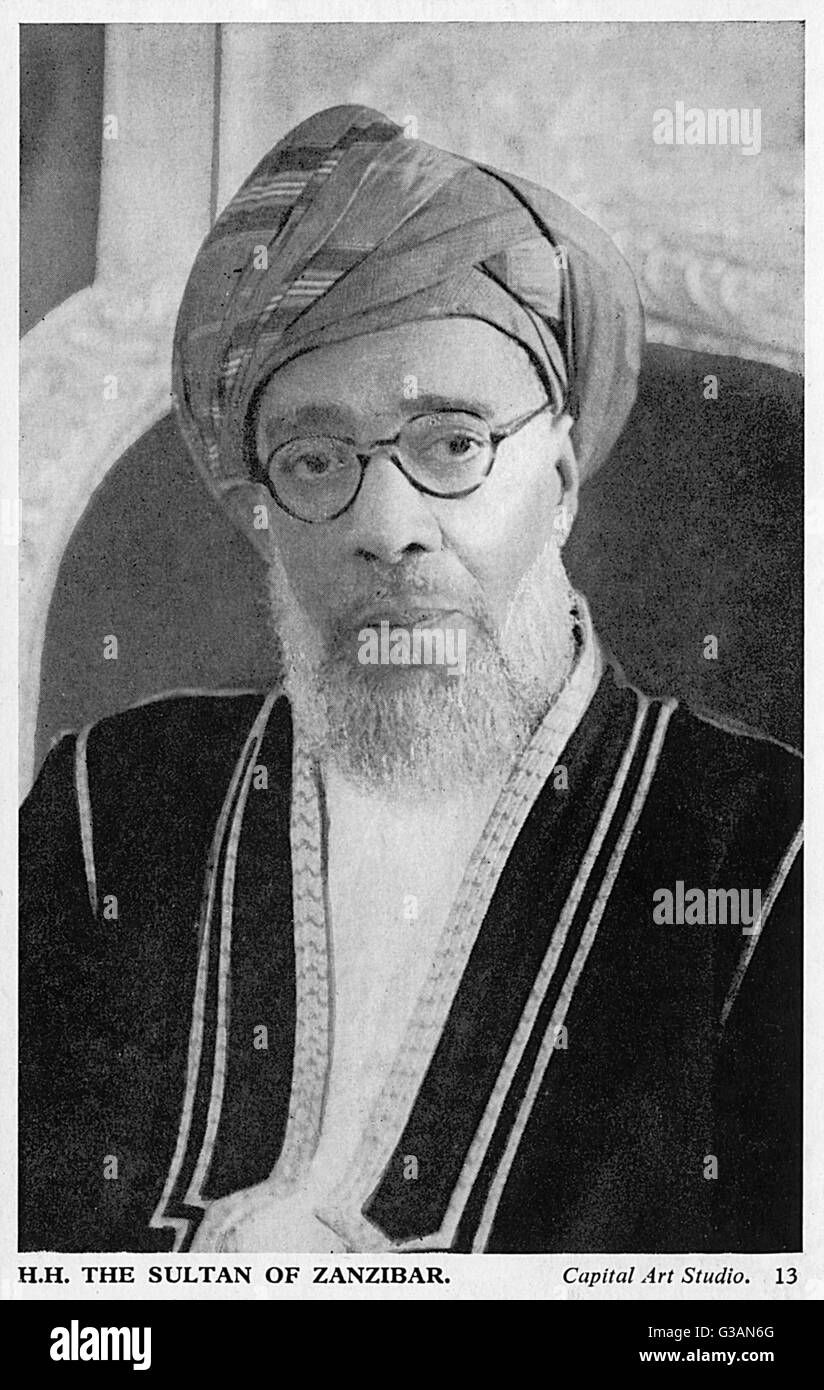 Sultan turban Black and White Stock Photos & Images - Alamy