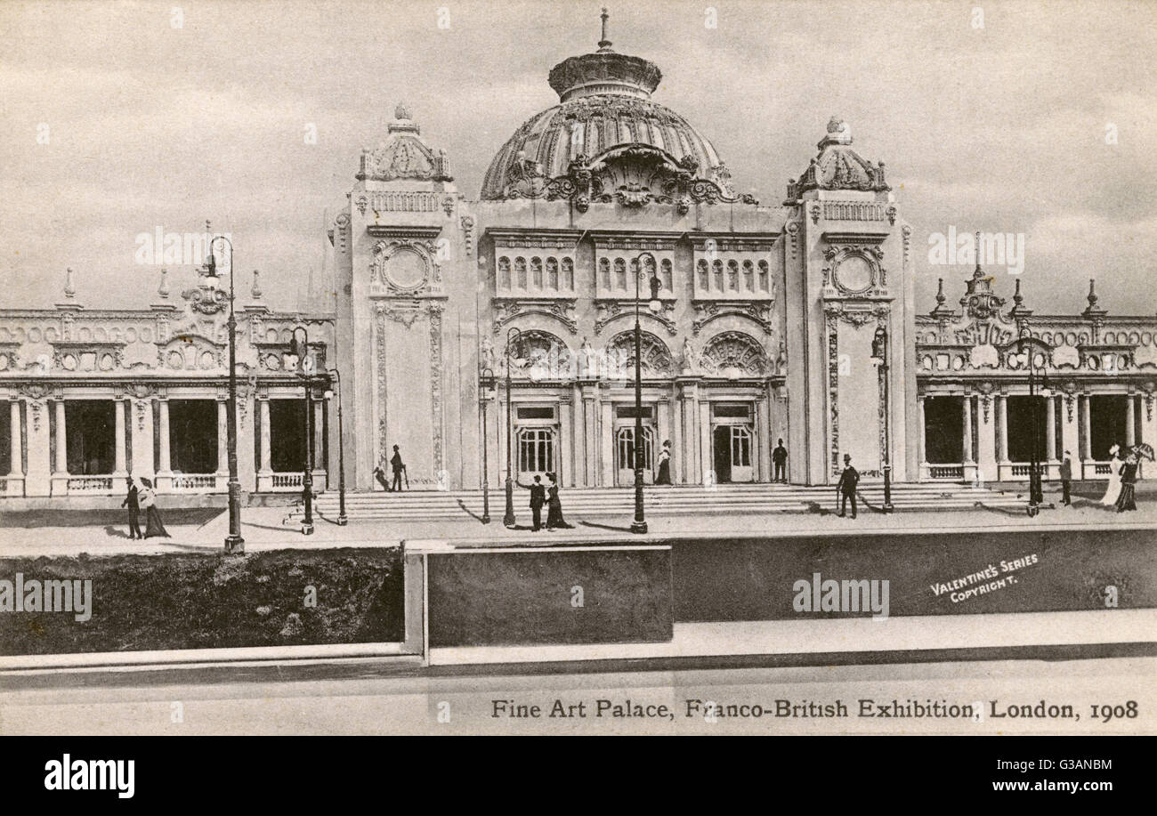 Art at the palace hi-res stock photography and images - Alamy