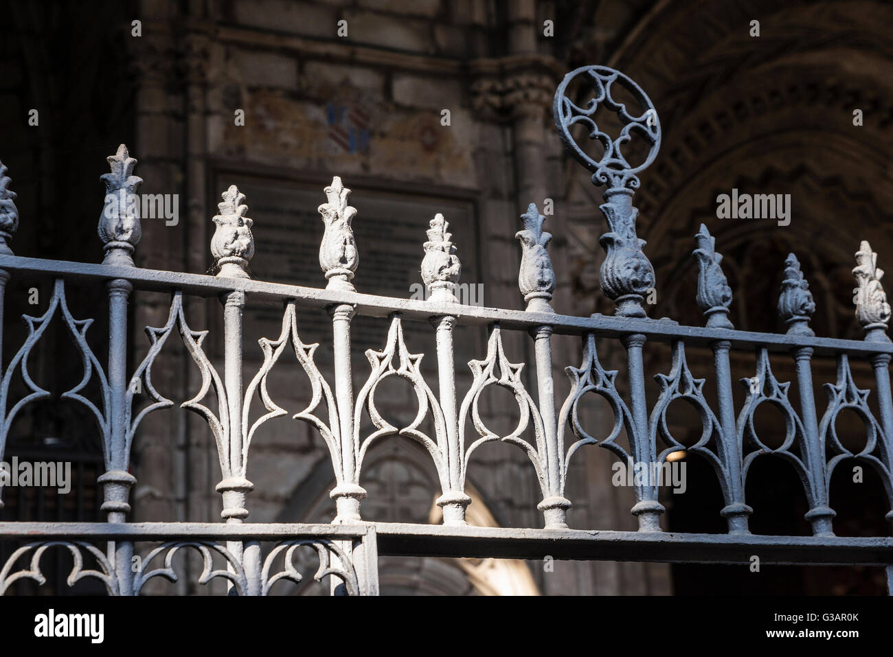 Gothic wrought iron fence gate hi-res stock photography and images - Alamy