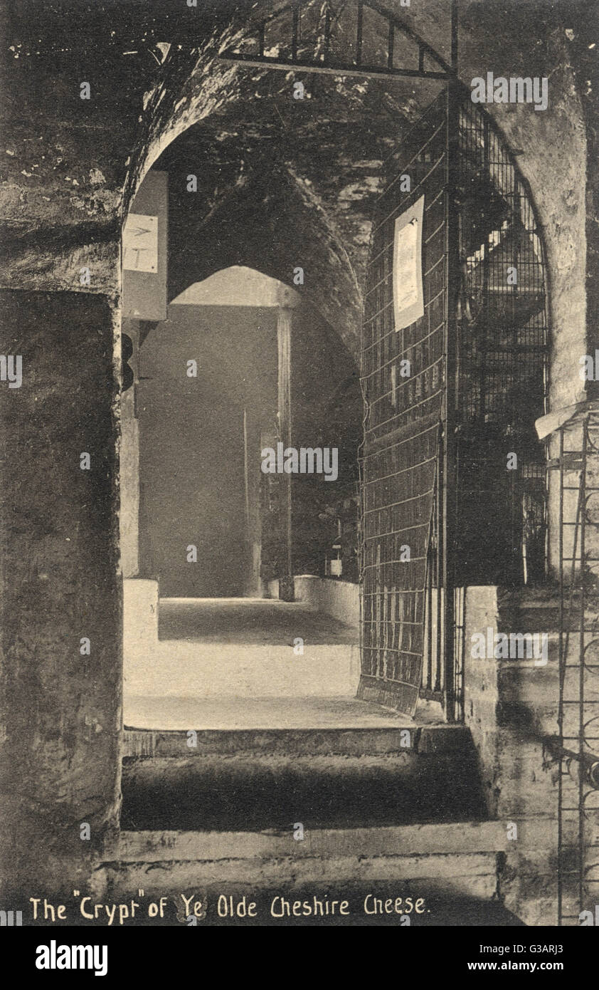 Old grating cheese hi-res stock photography and images - Alamy