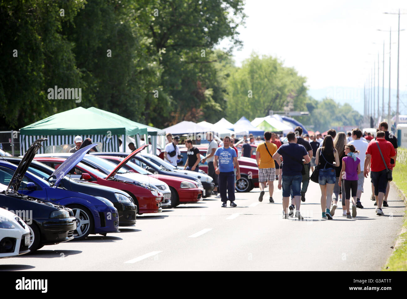 Zestoki hi-res stock photography and images - Alamy