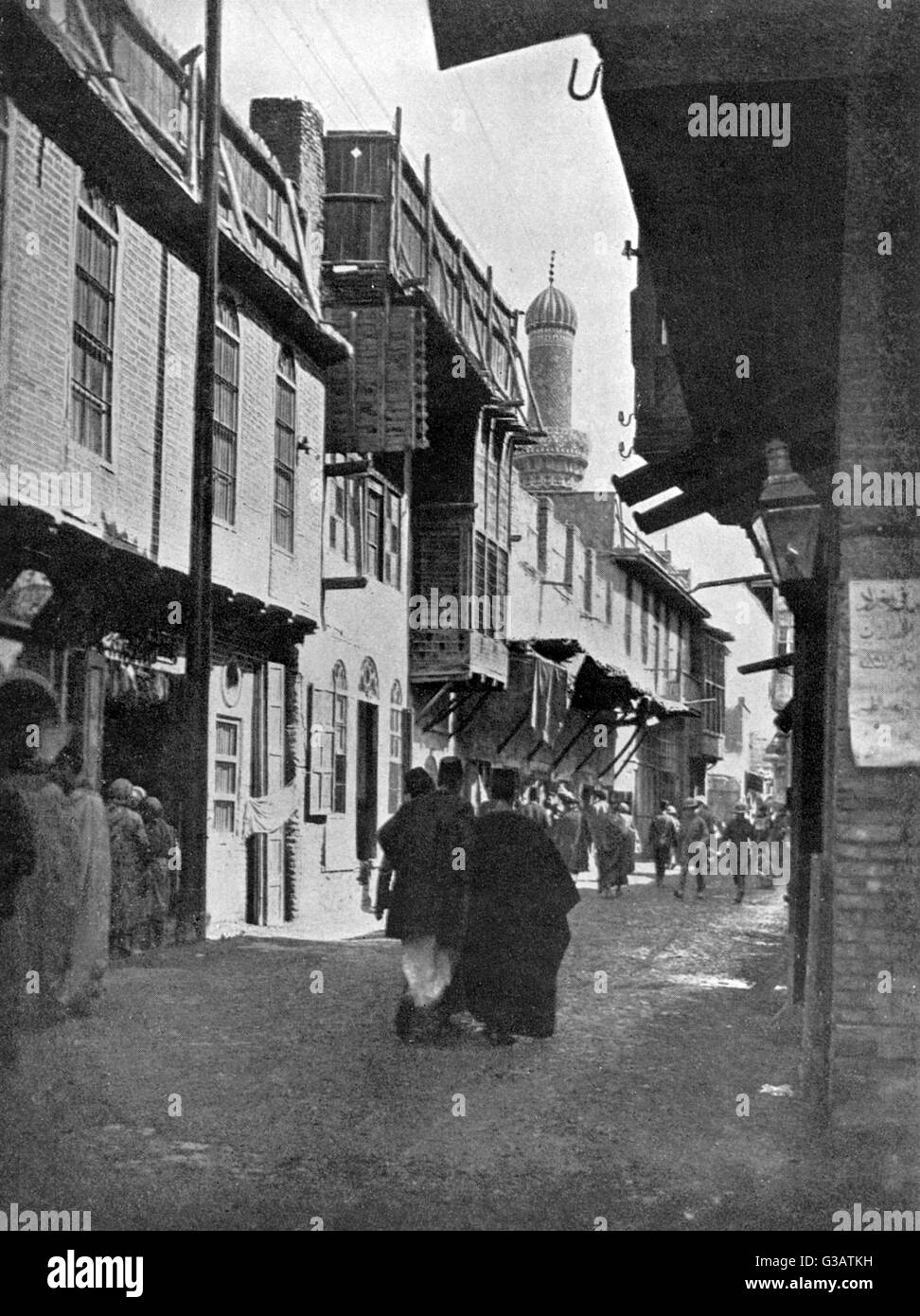 Baghdad iraq street hi-res stock photography and images - Alamy