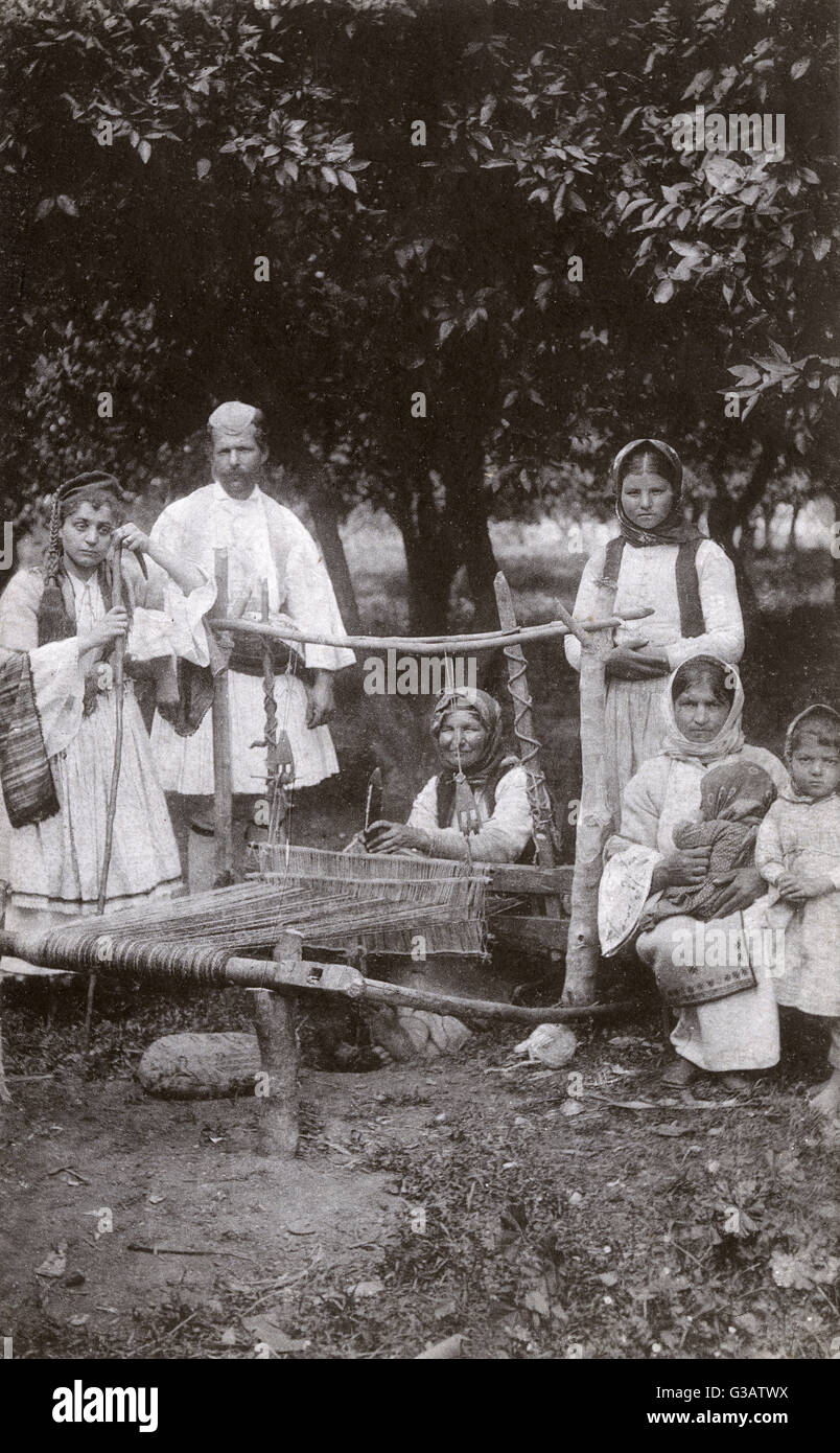 Greek woman at loom hi-res stock photography and images - Alamy