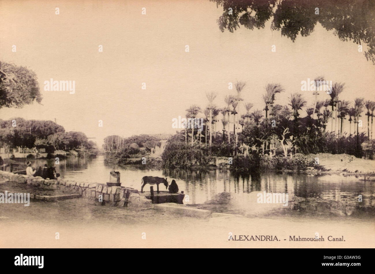 Egypt alexandria mahmoudieh canal hi-res stock photography and images ...