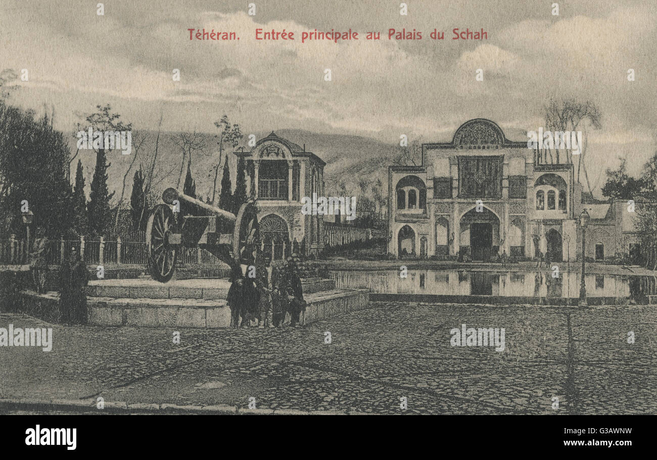 Entrance to the shahs palace hi-res stock photography and images - Alamy