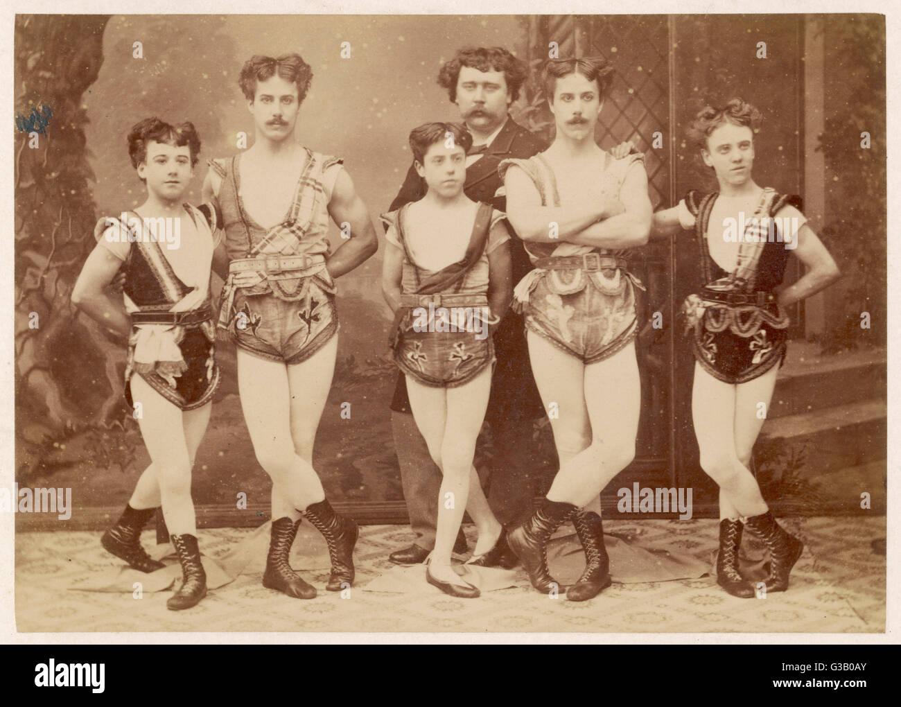 Circus acrobats costume hi-res stock photography and images - Alamy