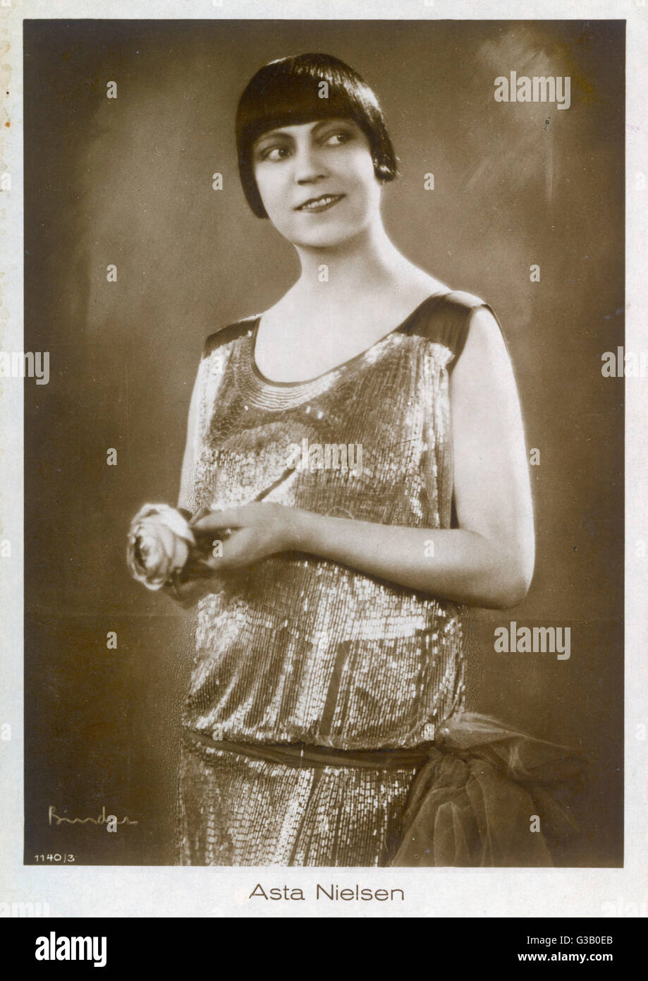 The stage and screen actress hi-res stock photography and images - Alamy